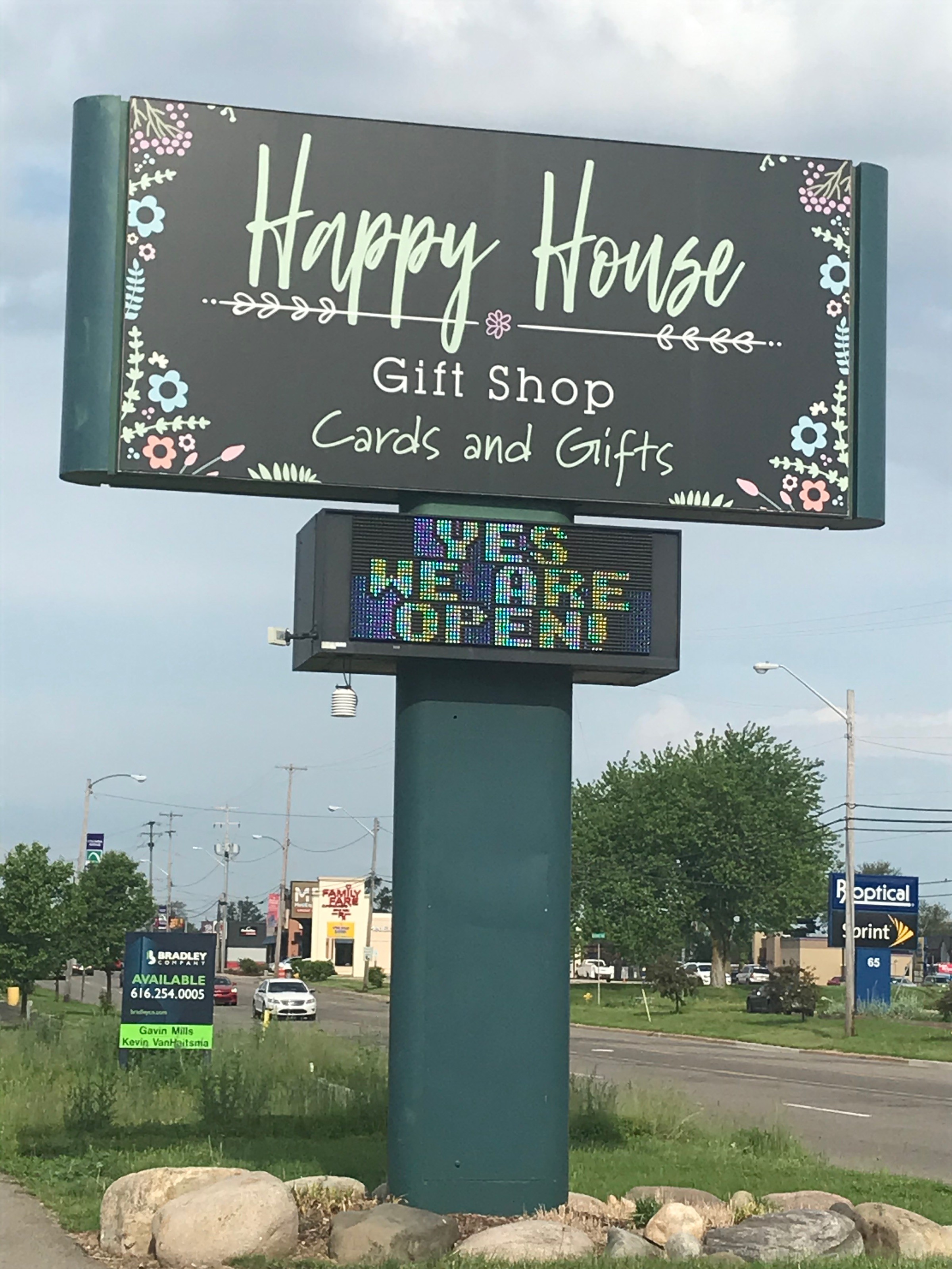 Happy House Gifts | Battle Creek Store